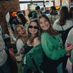 St. Patrick's Day Lucky Charms Wrigleyville Bar Crawl - WAMI Tickets